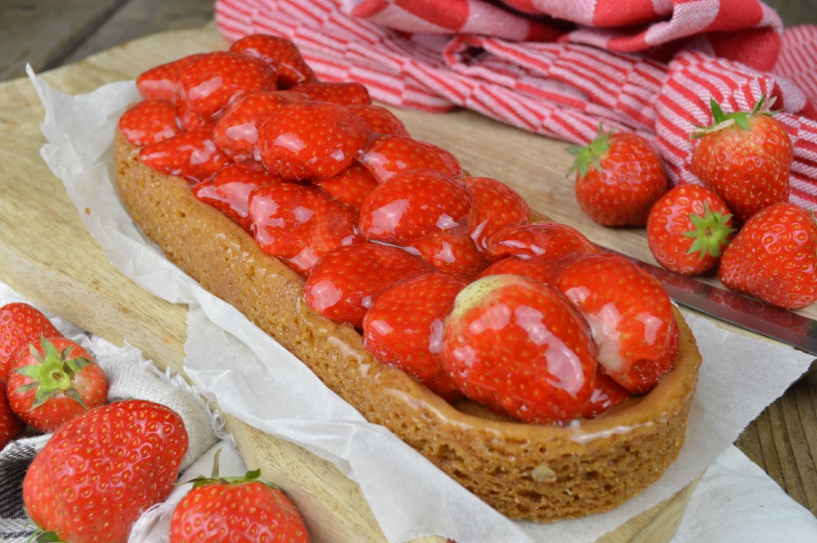 Aardbeienslof zonder slagroom bestellen | Bakkerij van der Grijn