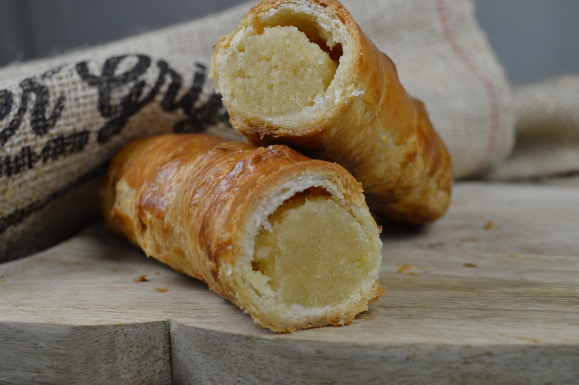 Roomboter amandelstaaf 250 gram bestellen | Bakkerij van der Grijn