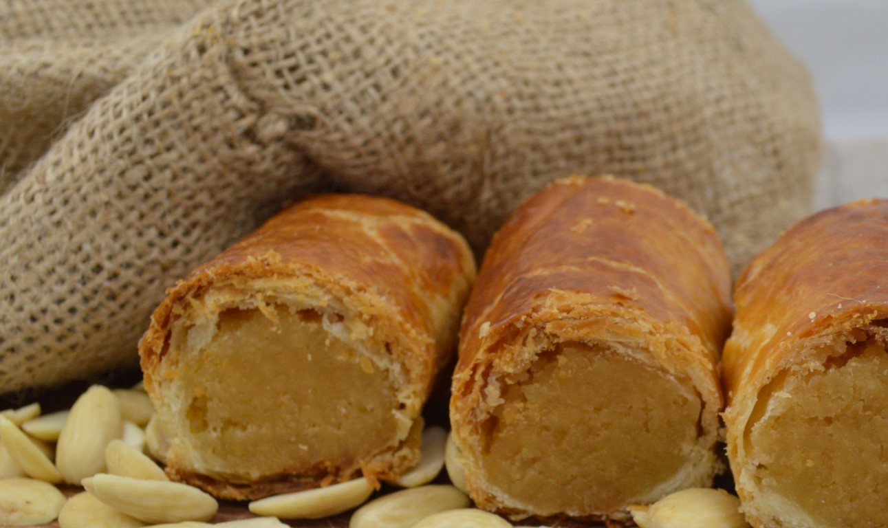 Roomboter amandelstaaf 250 gram bestellen | Bakkerij van der Grijn