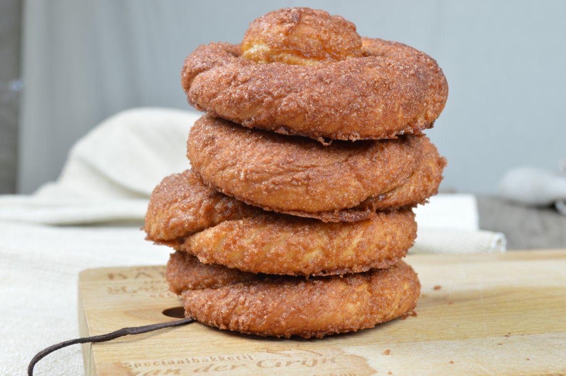 Bolussen per 4 verpakt bestellen | Bakkerij van der Grijn