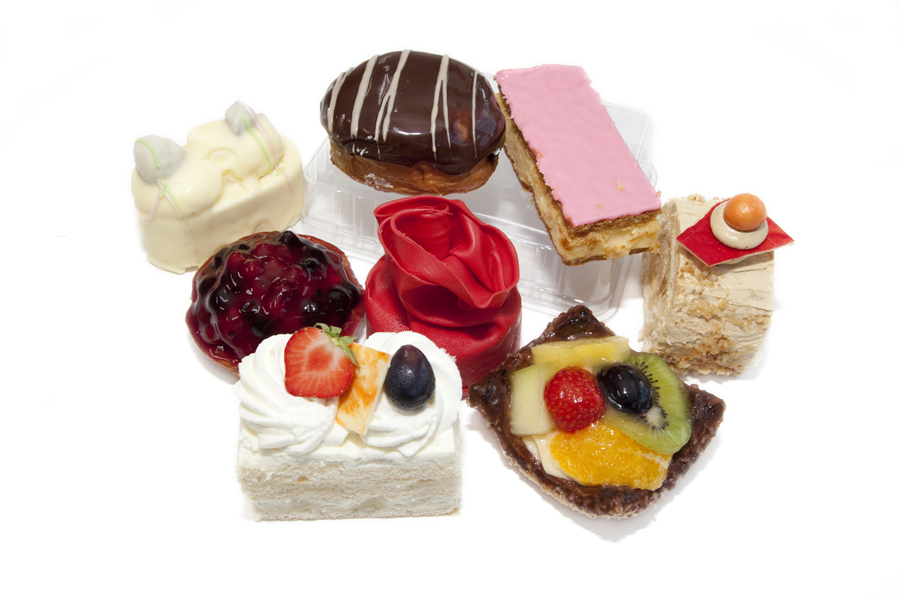 Gesorteerd gebak bestellen | Bakkerij van der Grijn