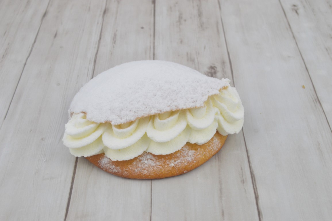 Gevulde Eierkoeken bestellen | Bakkerij van der Grijn