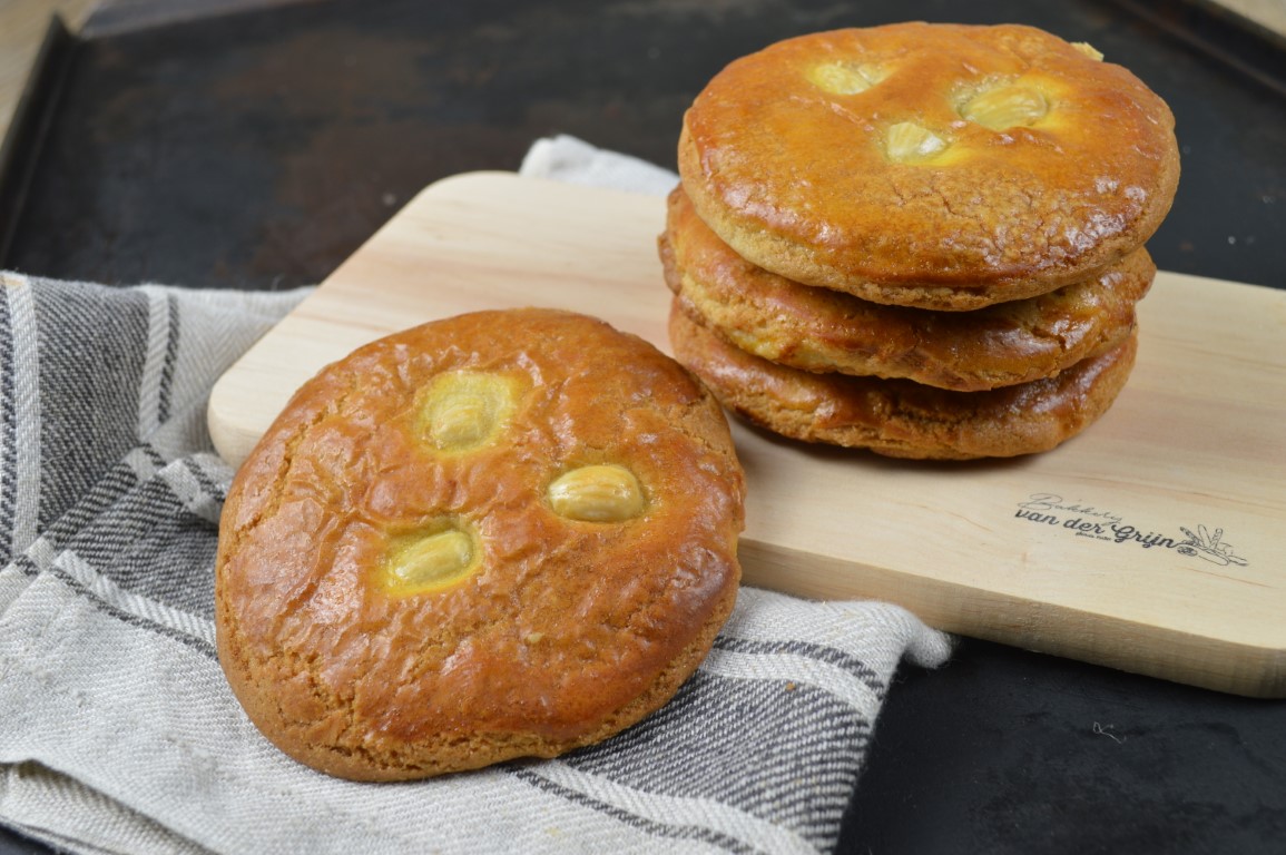 Gevulde koeken per 4 verpakt bestellen | Bakkerij van der Grijn