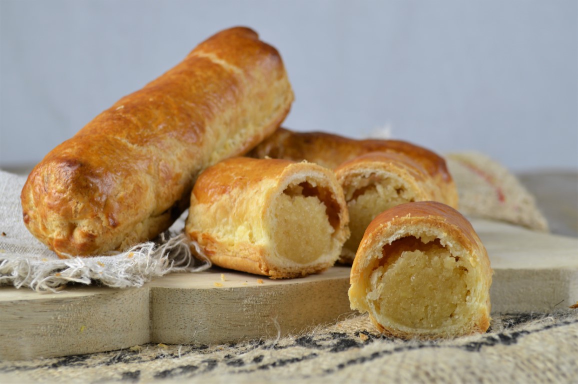 Kleine roomboter amandelstaaf bestellen | Bakkerij van der Grijn