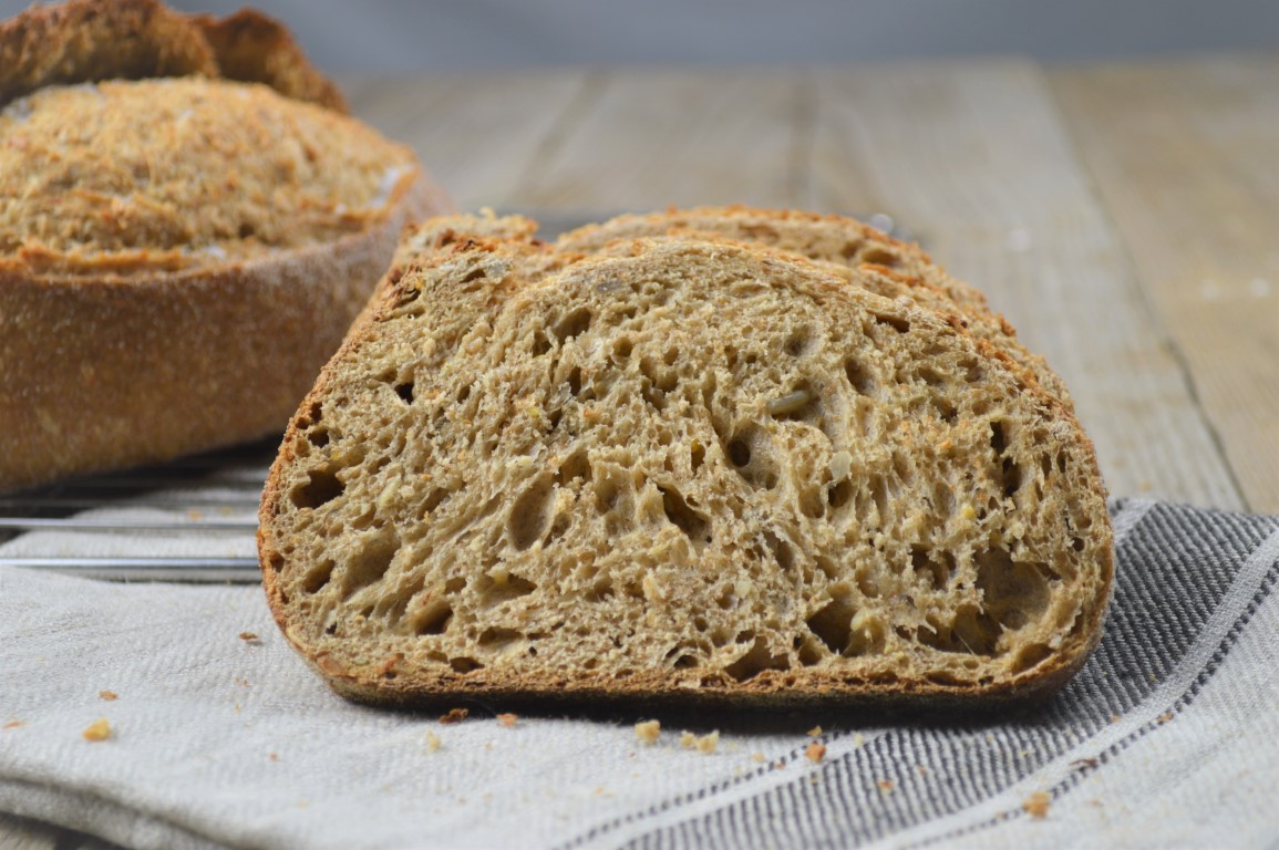Spelt zuurdesem brood om zelf af te bakken. bestellen | Bakkerij van ...