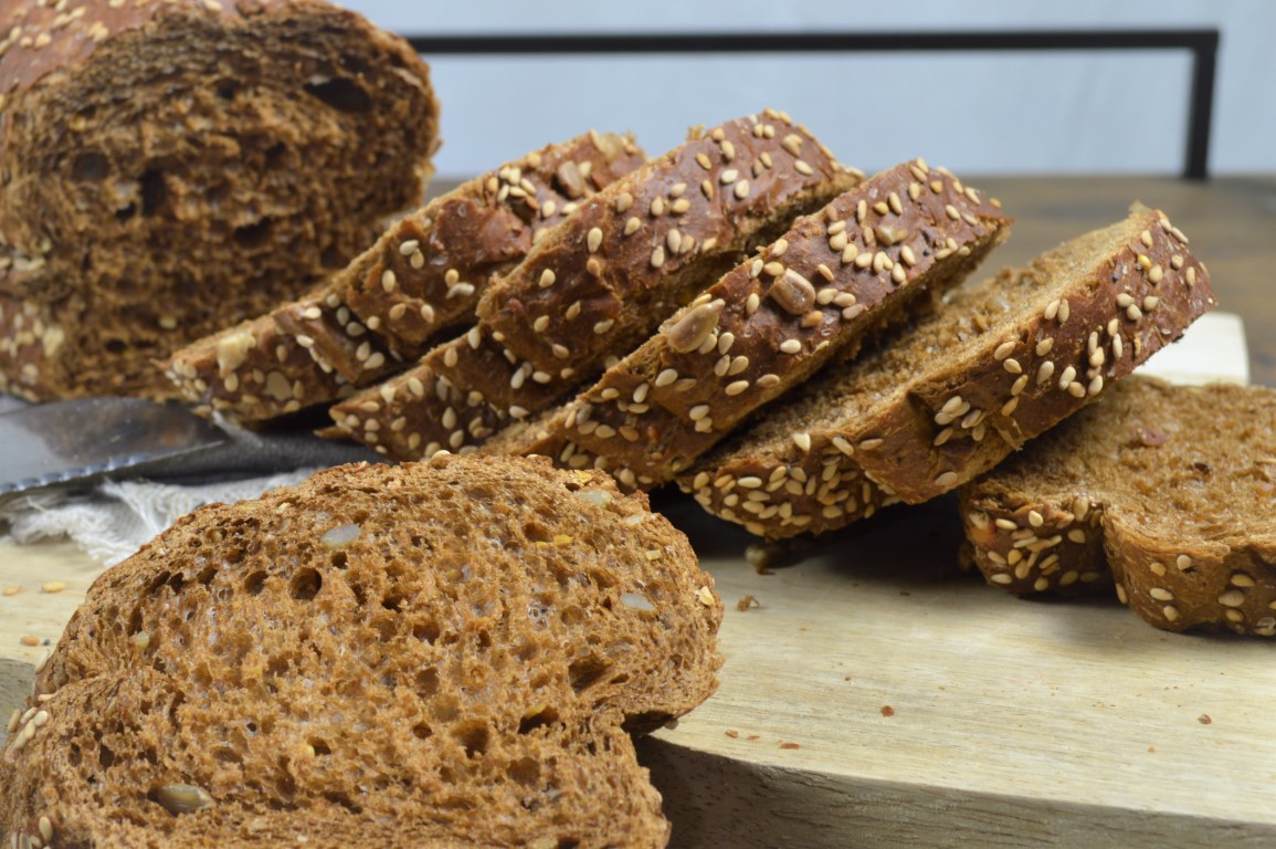 10 zaden stokbrood om zelf af te bakken bestellen | Bakkerij van der Grijn