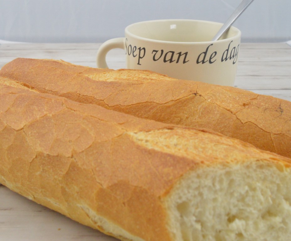 Stokbrood groot wit om zelf af te bakken bestellen | Bakkerij van der Grijn